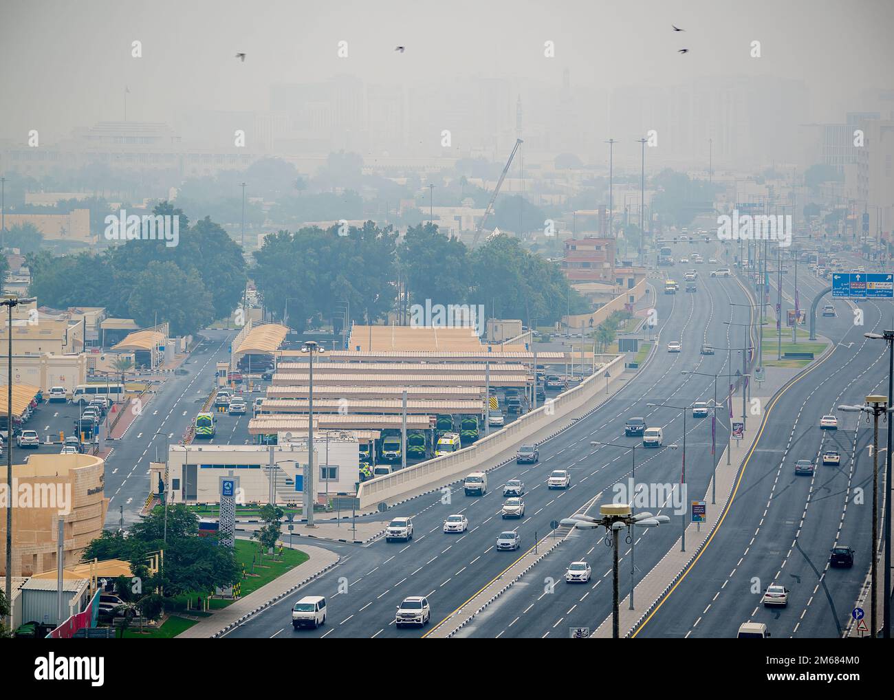 Foggy and rainy Doha C Ring Road. Doha Roads and Traffic Stock Photo ...
