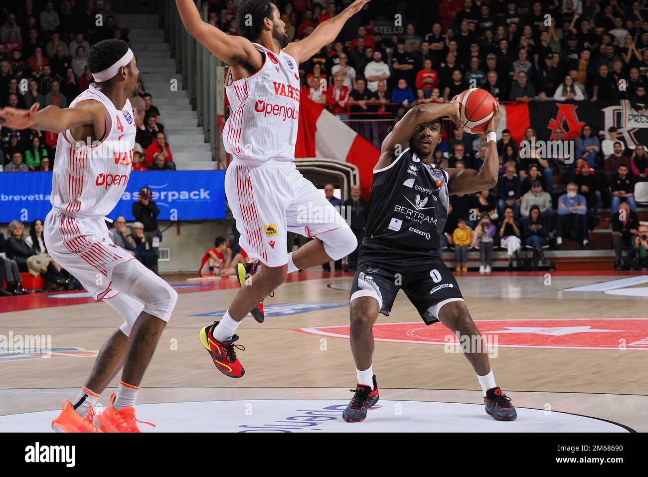 Enerxenia Arena, Varese, Italy, January 02, 2023, Semaj Christon ...