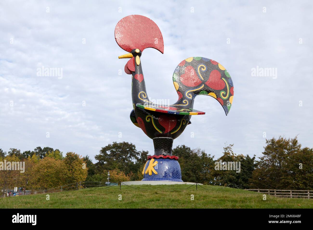 ‘Pop Galo‘ ( Pop Rooster ) by Joana Vasconcelos at the at Yorkshire ...