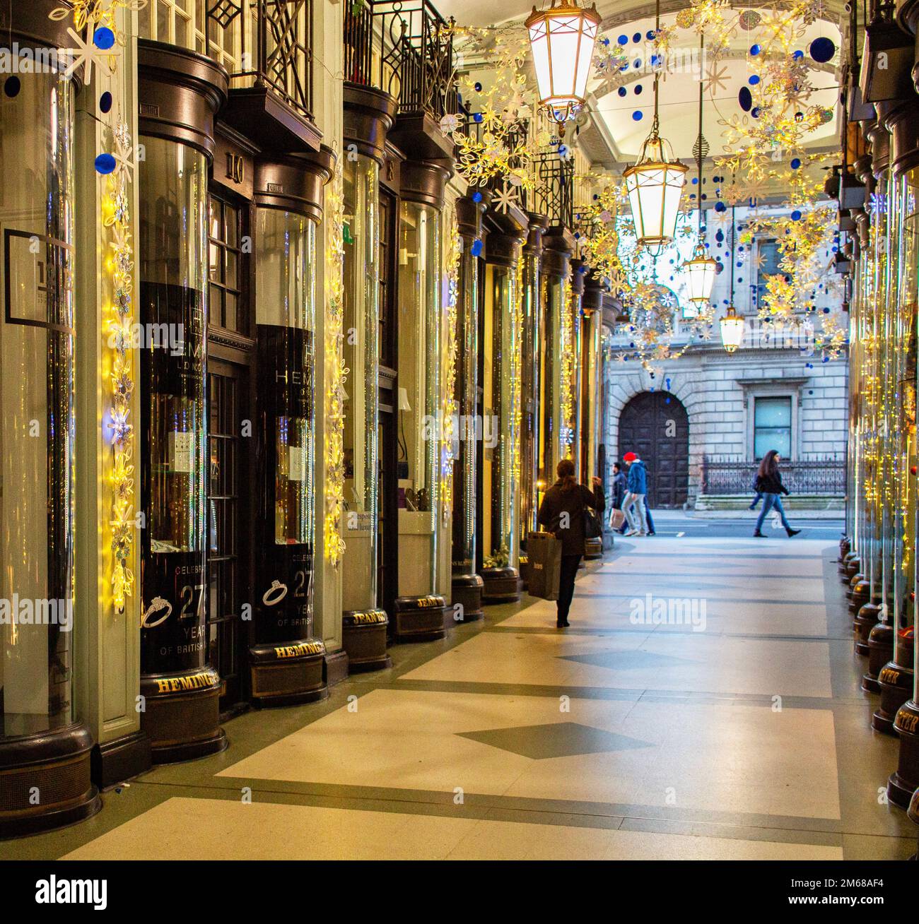 View of Piccadilly Arcade from Jermyn St looking north towards ...