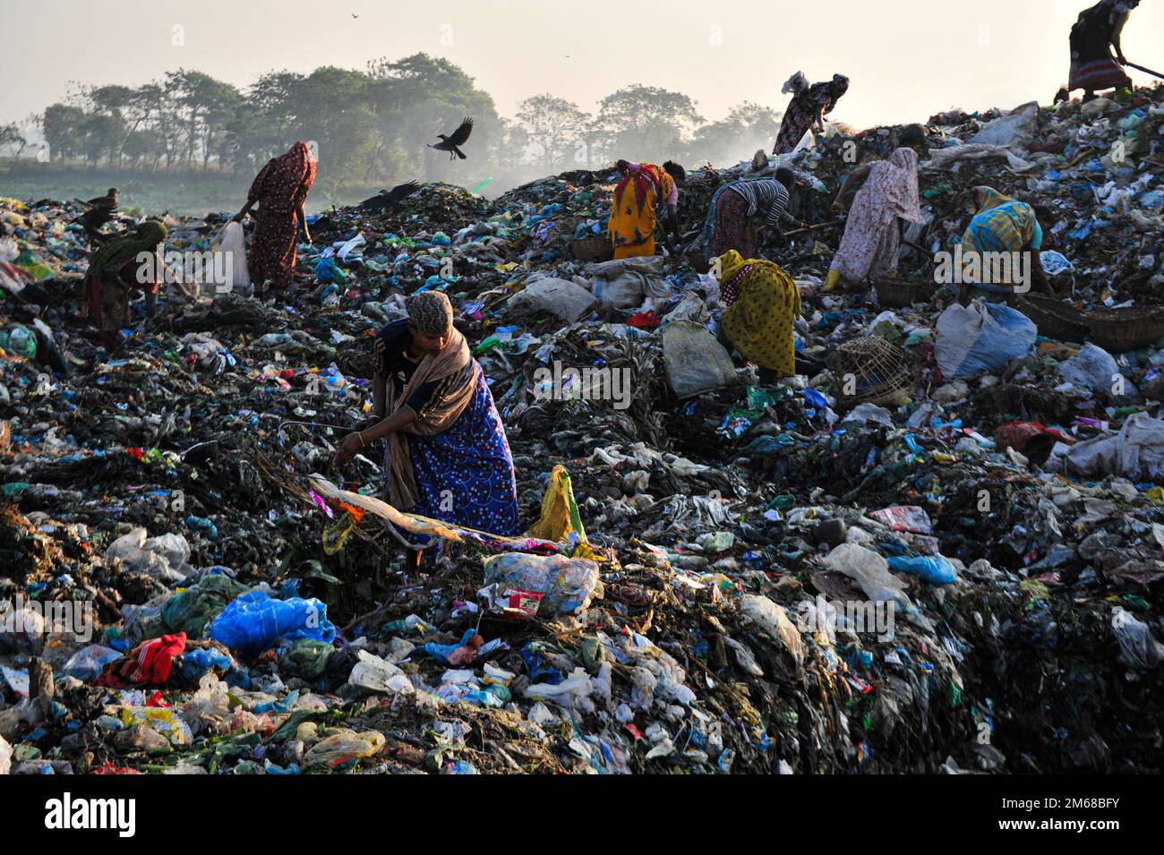 Non Exclusive: 03 January 2023 In Sylhet-Bangladesh: Workers are ...