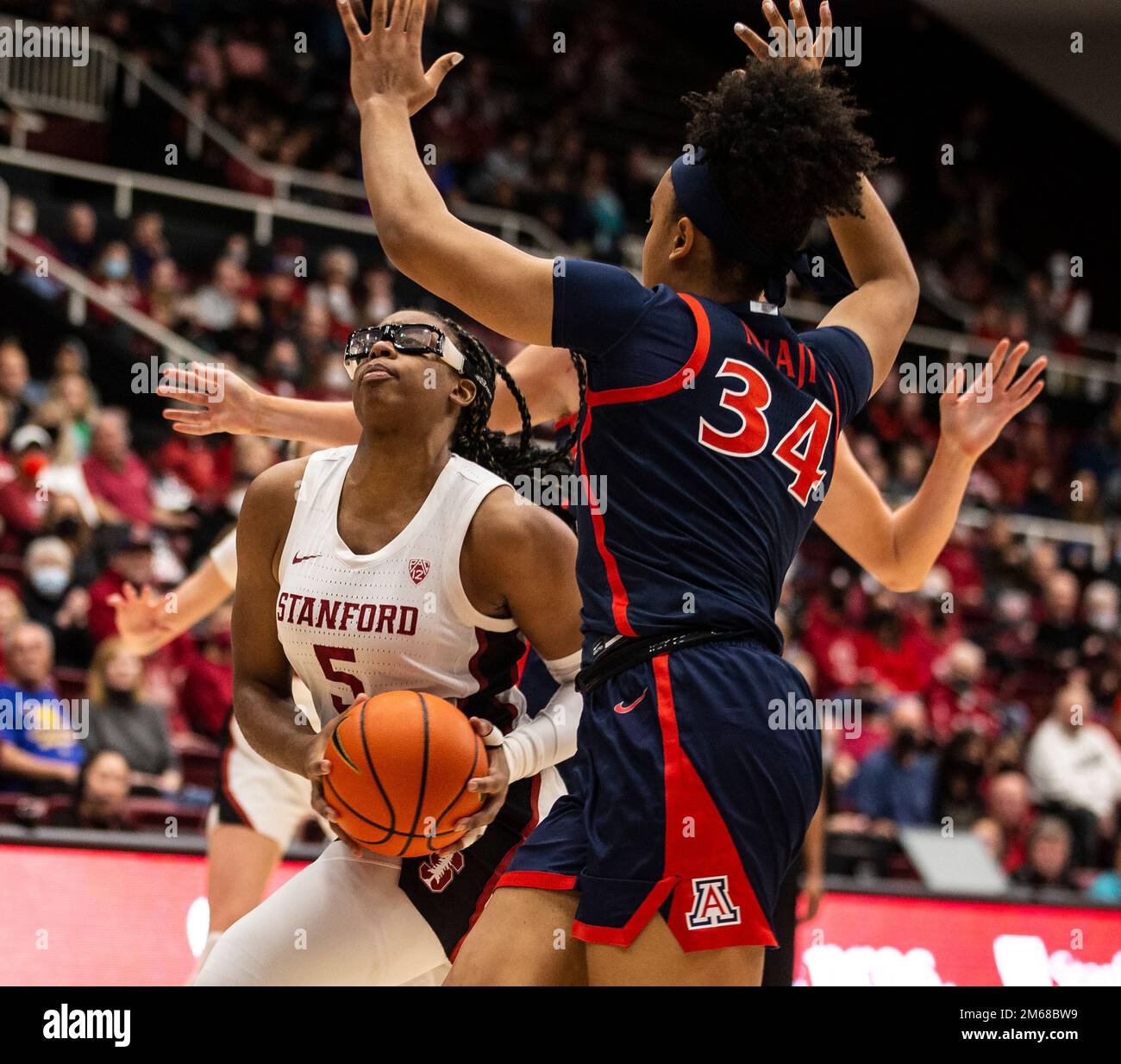 Maples Pavilion Palo Alto, CA. 02nd Jan, 2023. U.S.A. Stanford forward ...