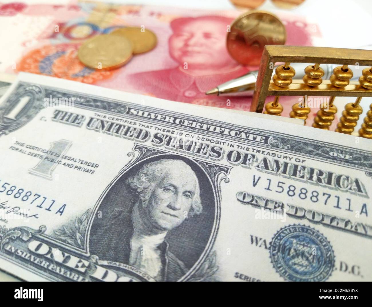 SUQIAN, CHINA - JANUARY 3, 2023 - Illustration: Exchange rate changes ...