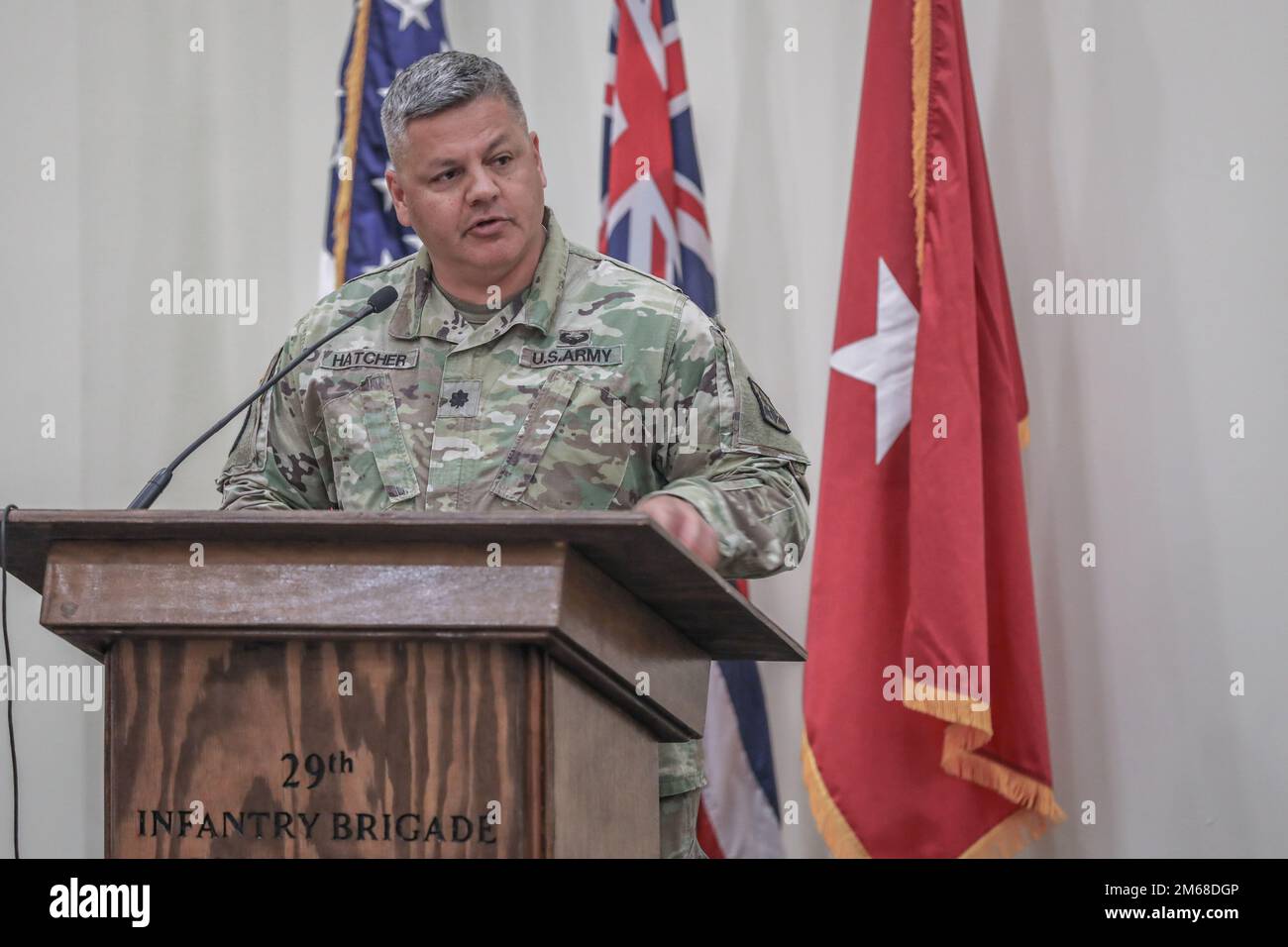 Hawaii Army National Guard Lt. Col (P) David R. Hatcher II, incoming ...
