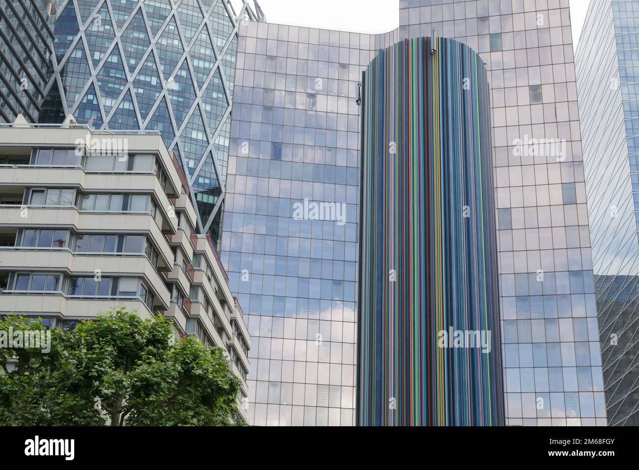 The Moretti (1995) is an artwork by Raymond Moretti at La Defense in ...