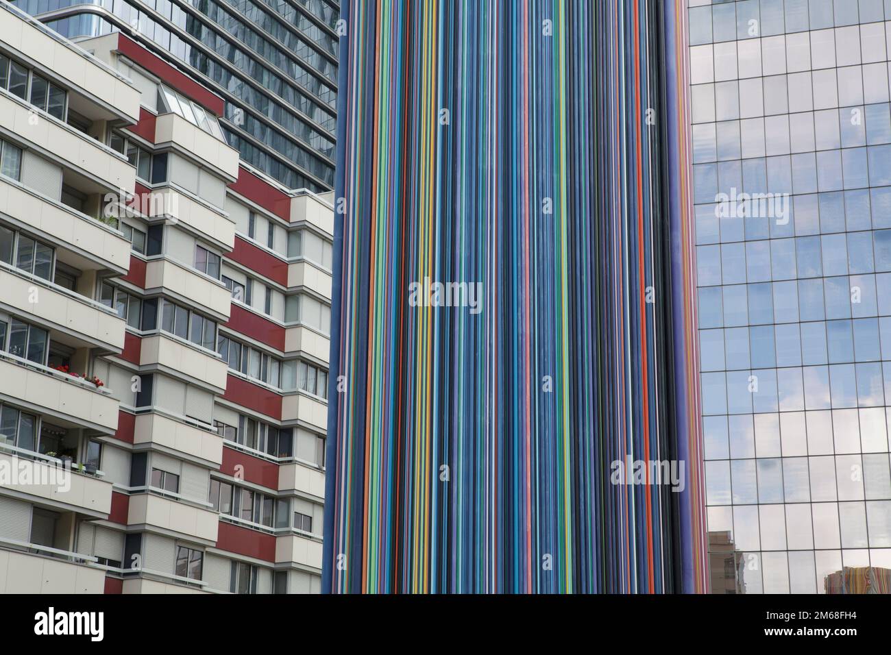 The Moretti (1995) is an artwork by Raymond Moretti at La Defense in ...