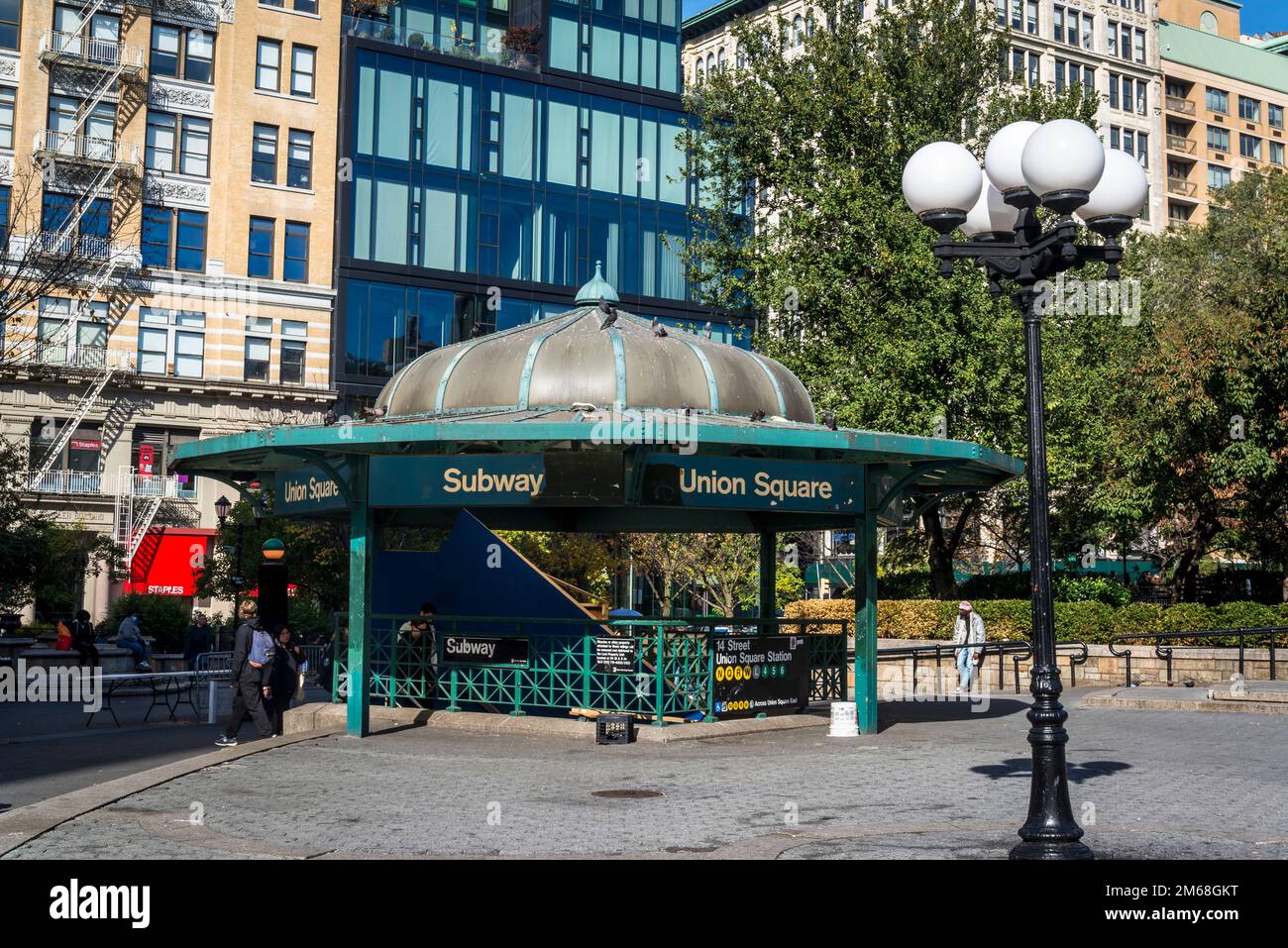 Union Square Subway, a historic pedestrian plaza and park at the ...