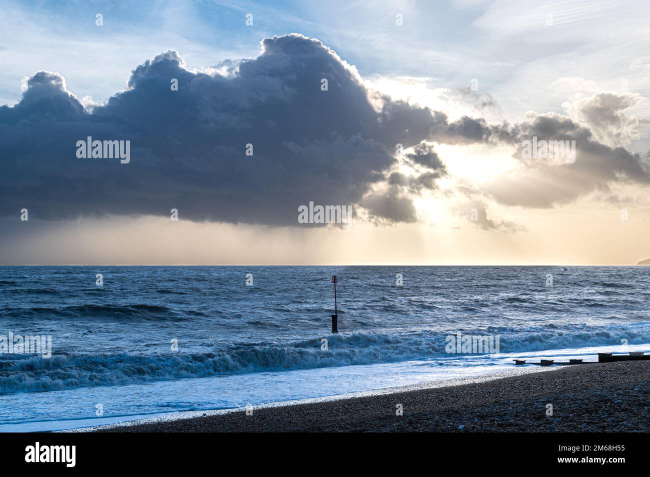 Dramatic clouds over the sea and beach at Bexhill-on-Sea, UK Stock ...