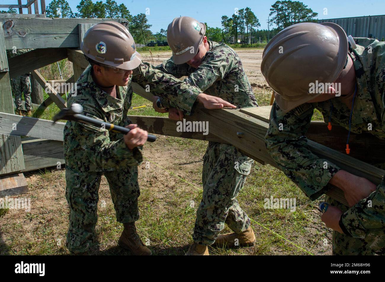 GULFPORT, Miss. (Apr. 19, 2022) Seabees assigned to Naval Mobile ...