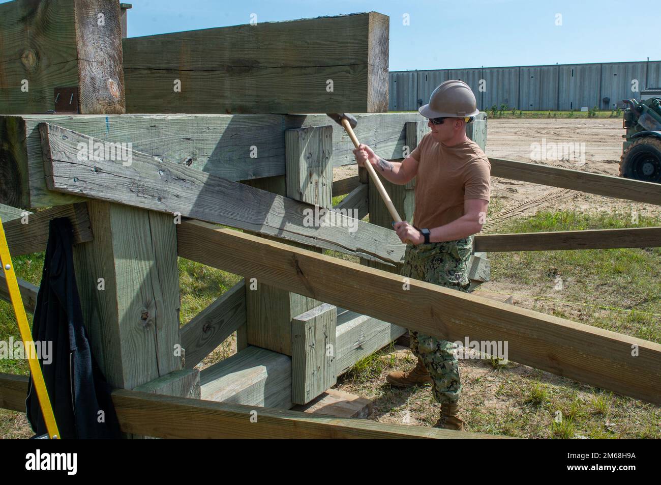 GULFPORT, Miss. (Apr. 19, 2022) Builder Constructionman Colton ...