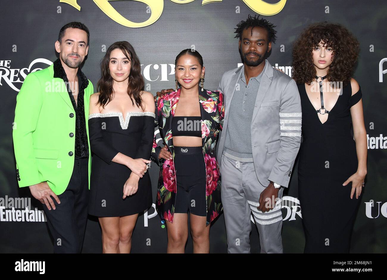 Luis Gerardo Mendez, Cristin Milioti, Gabriela Cartol, William Jackson ...