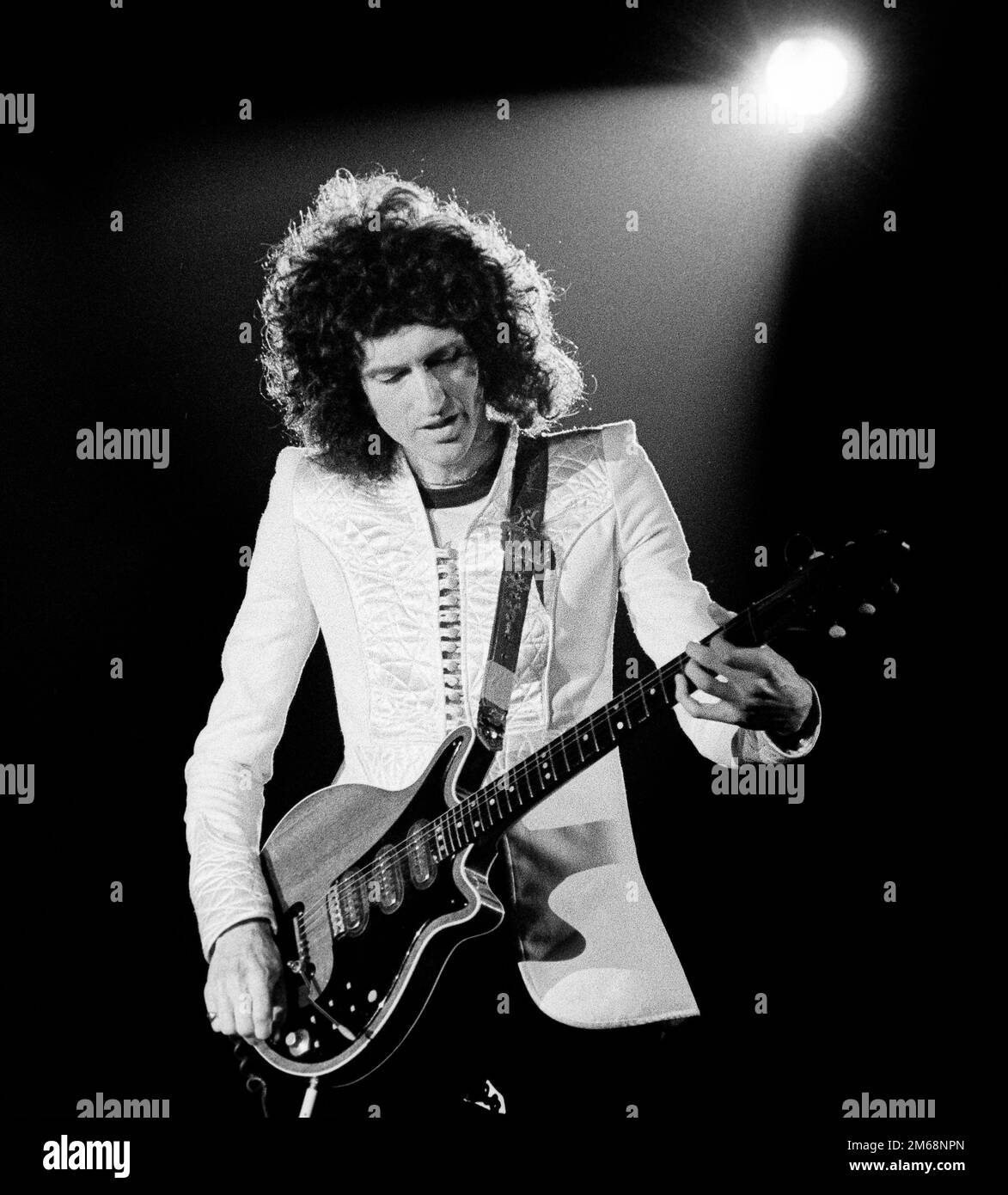 Brian May, Queen in concert in Ahoy Rotterdam Holland 30-01-1979 Stock ...