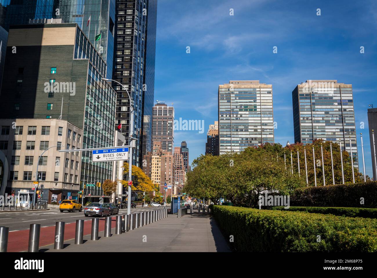 1st avenue, Midtown Manhattan, New York City, USA Stock Photo - Alamy