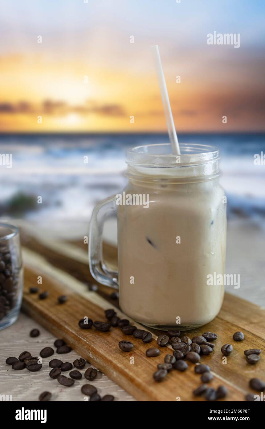 Sunrise coffee hi-res stock photography and images - Alamy