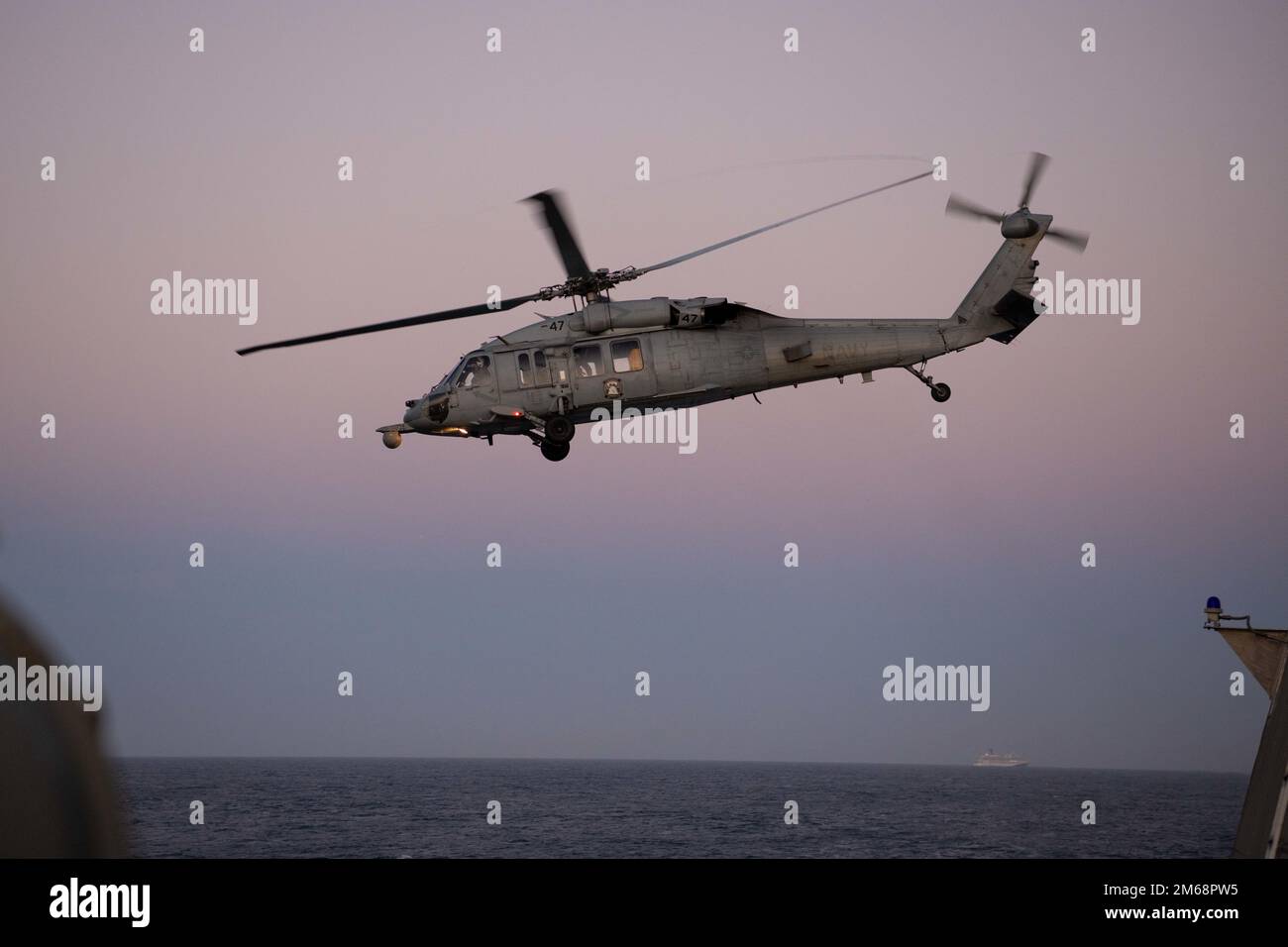 220419-N-NK931-571 PACIFIC OCEAN (April. 19, 2022) – An MH-60S Seahawk ...