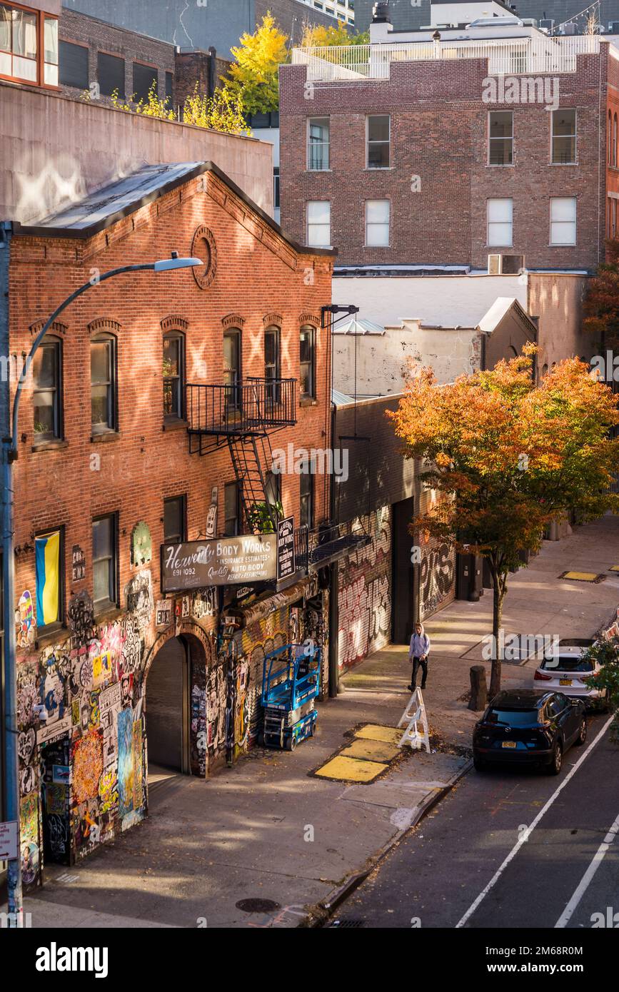 View of Chelsea architecture from the High Line, a linear park and ...