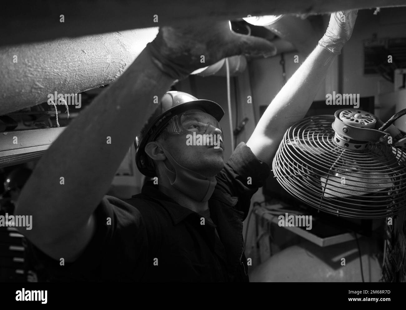 YOKOSUKA, Japan (April 19, 2022) – Operations Specialist Seaman Jacob ...