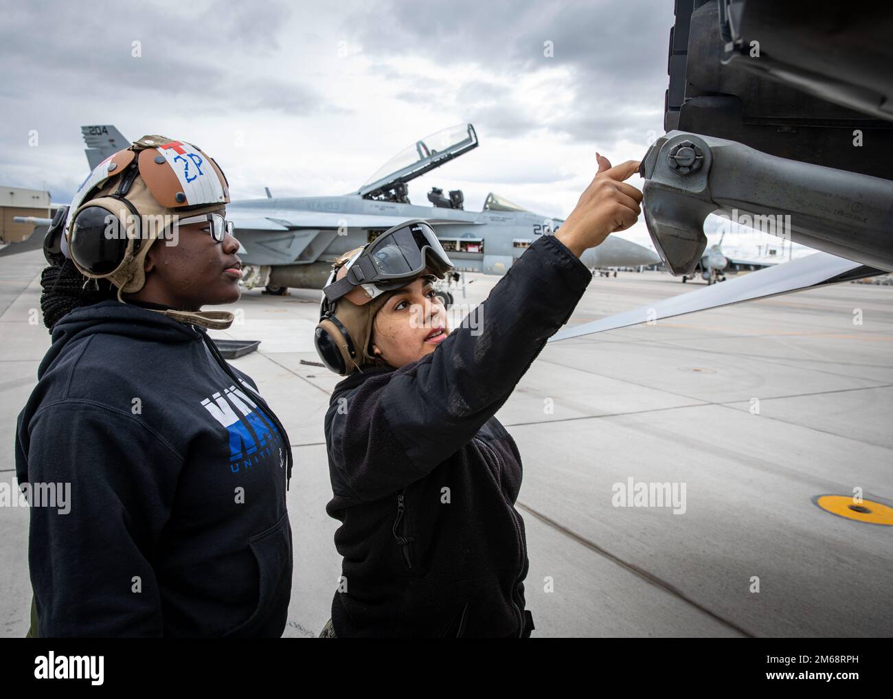 Aviation Structural Mechanic (Safety Equipment) Airman Clair Kishauna ...