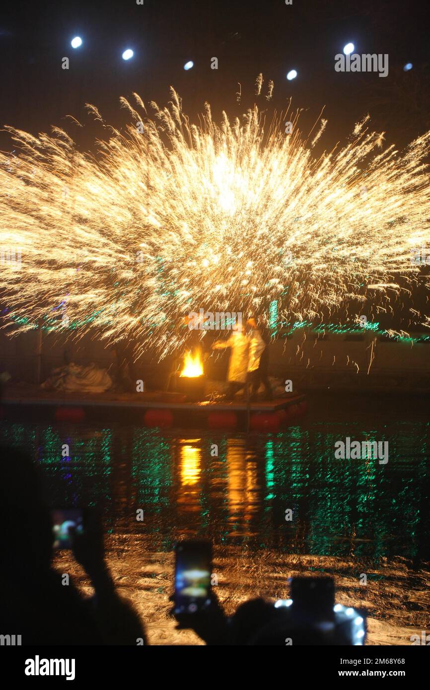 "Datiehua" fireworks (one of the national intangible cultural heritages ...