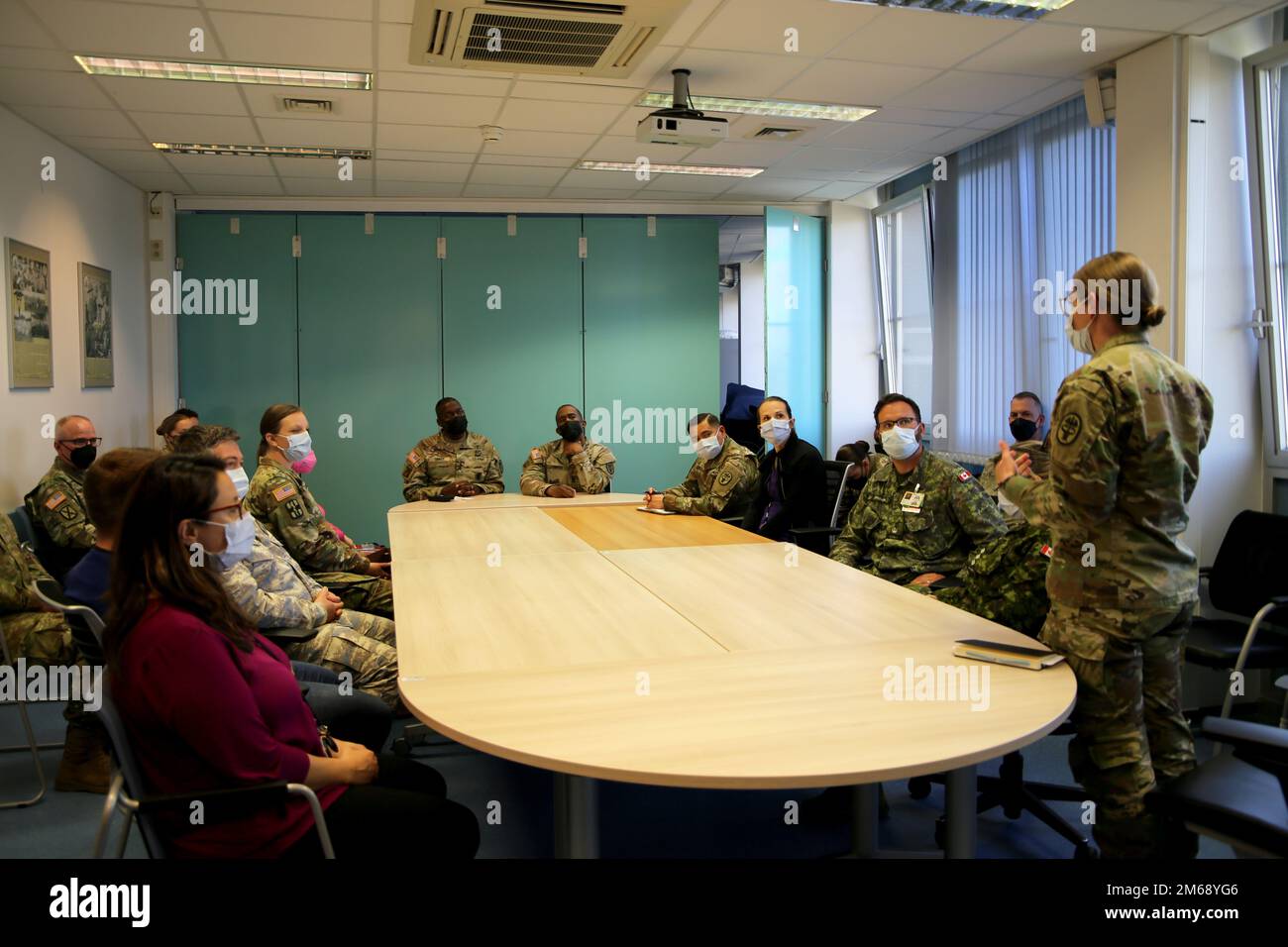 Army surgeon general and commanding general hi-res stock photography ...