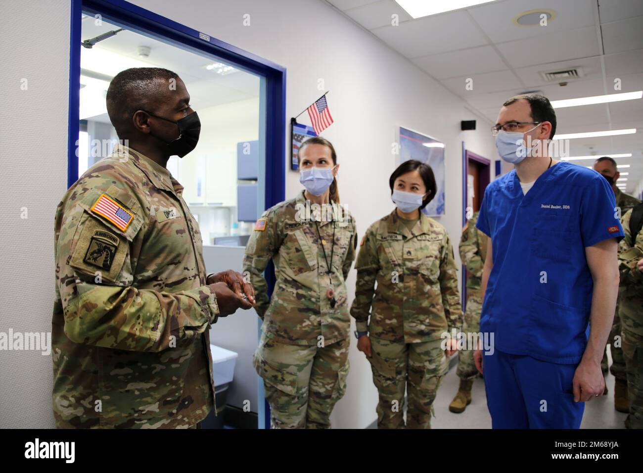 Lt. Gen. R. Scott Dingle, left, surgeon general of the Army and Medical ...