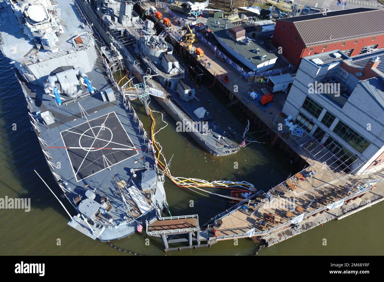 U.S.S. The Sullivans sinking at Buffalo Naval Park, New York, April 20 ...