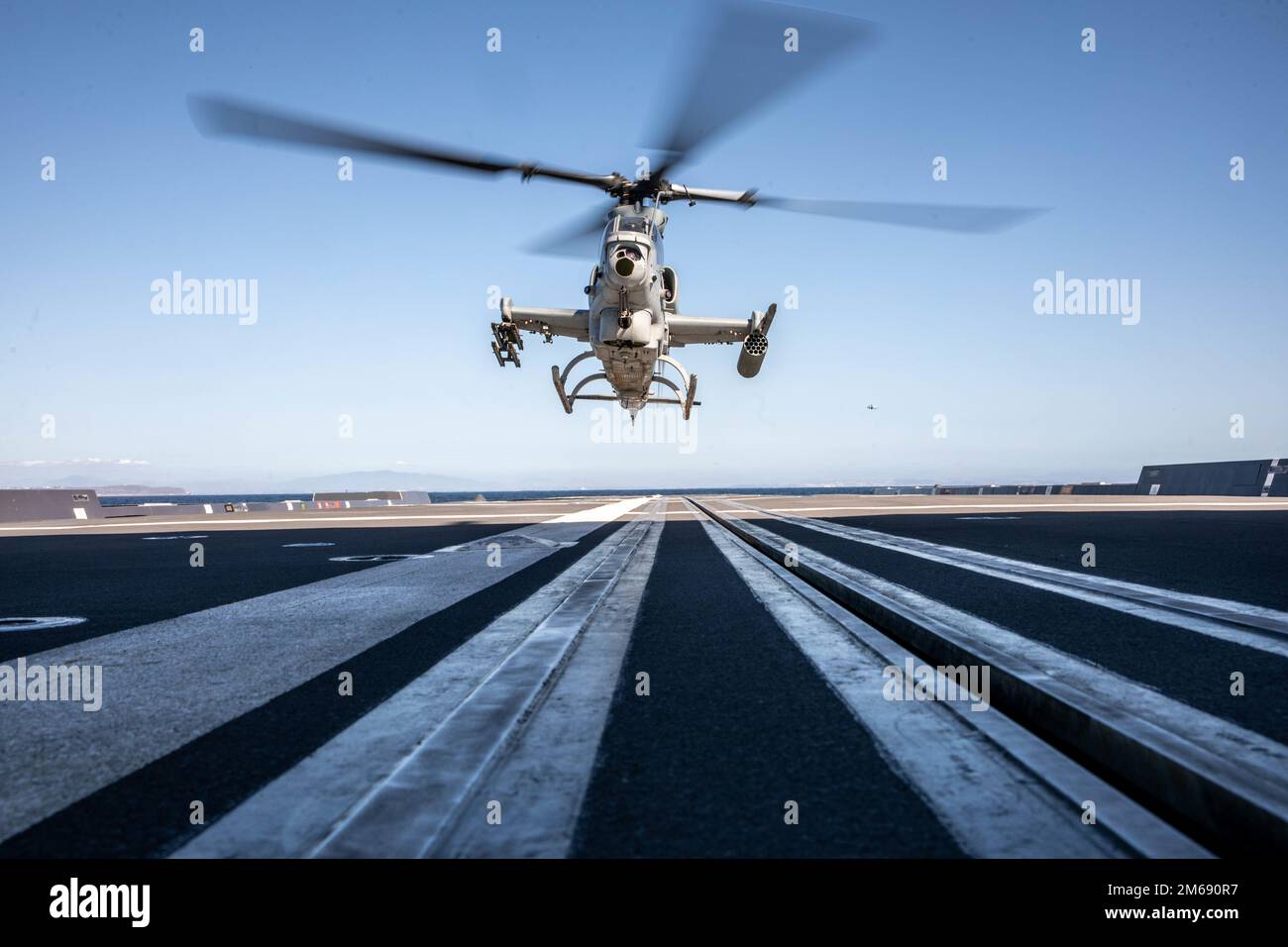 A U.S. Marine Corps AH-1Z Viper with Marine Light Attack Helicopter ...
