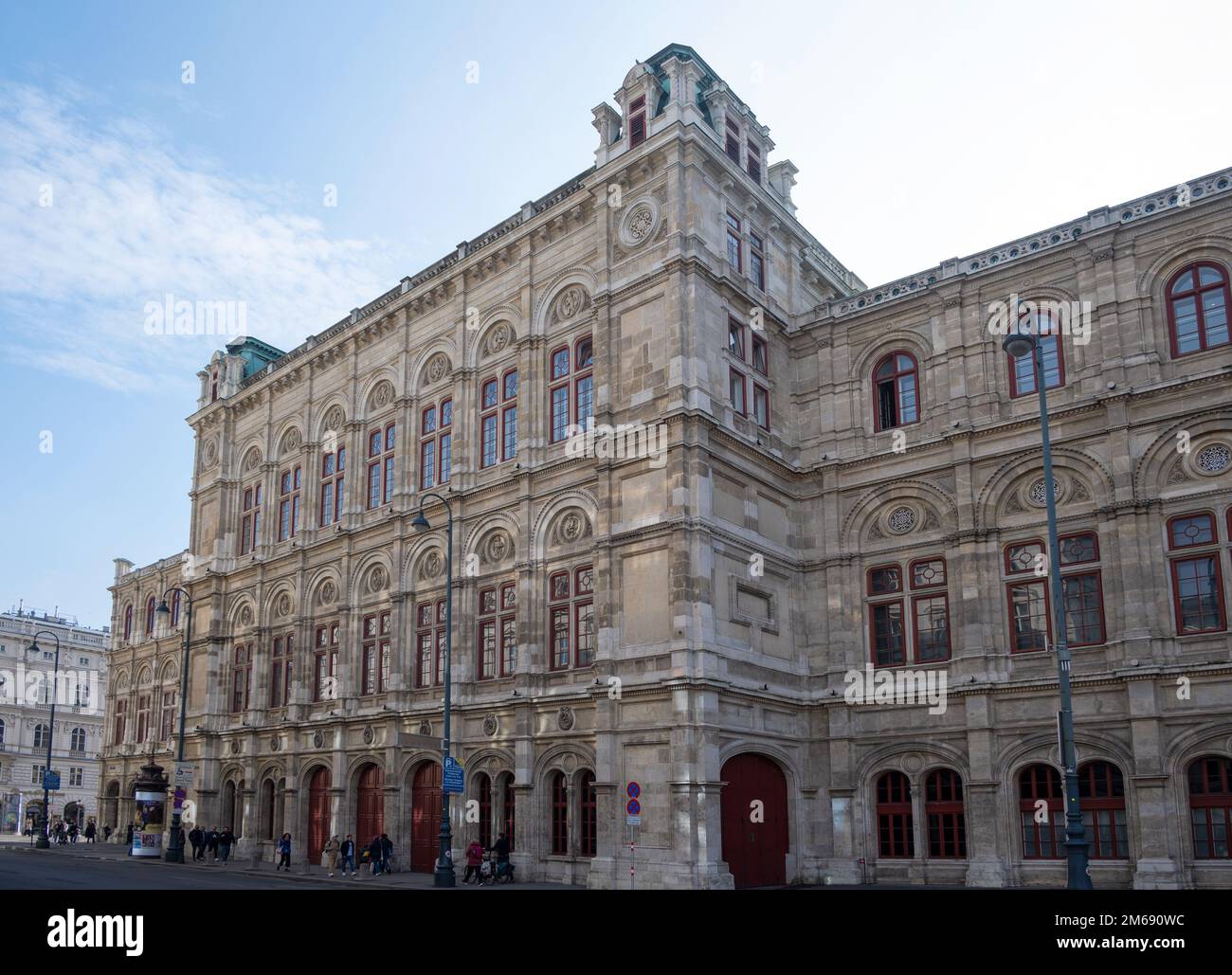 Wiener staatsoper hi-res stock photography and images - Alamy