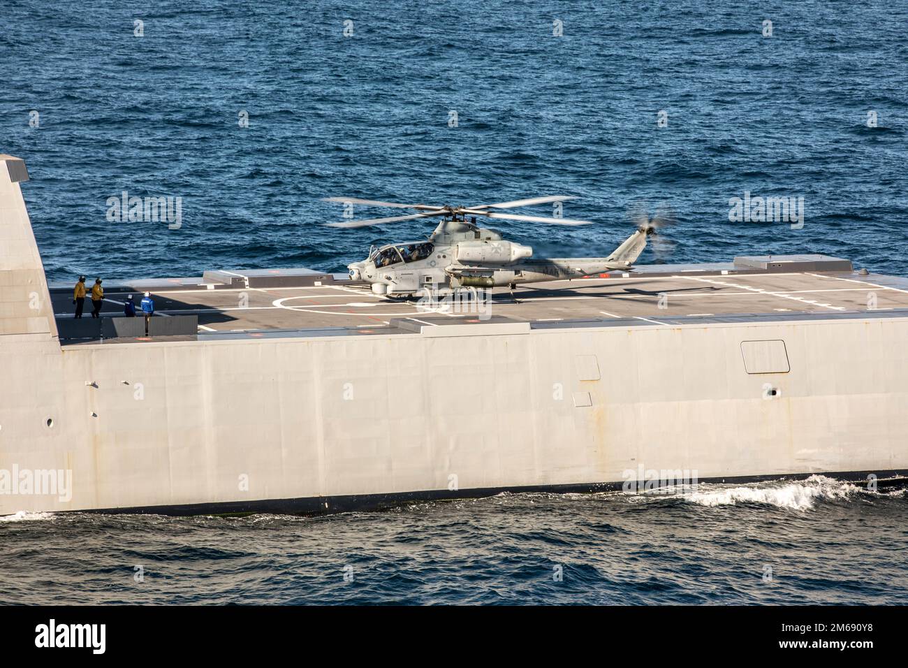 A U.S. Marine Corps AH-1Z Viper with Marine Light Attack Helicopter ...