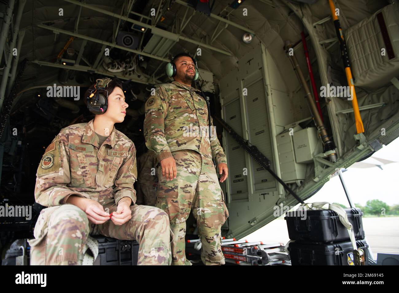 U.S. Air Force aircrew with the 4th Aircraft Maintenance Squadron and ...