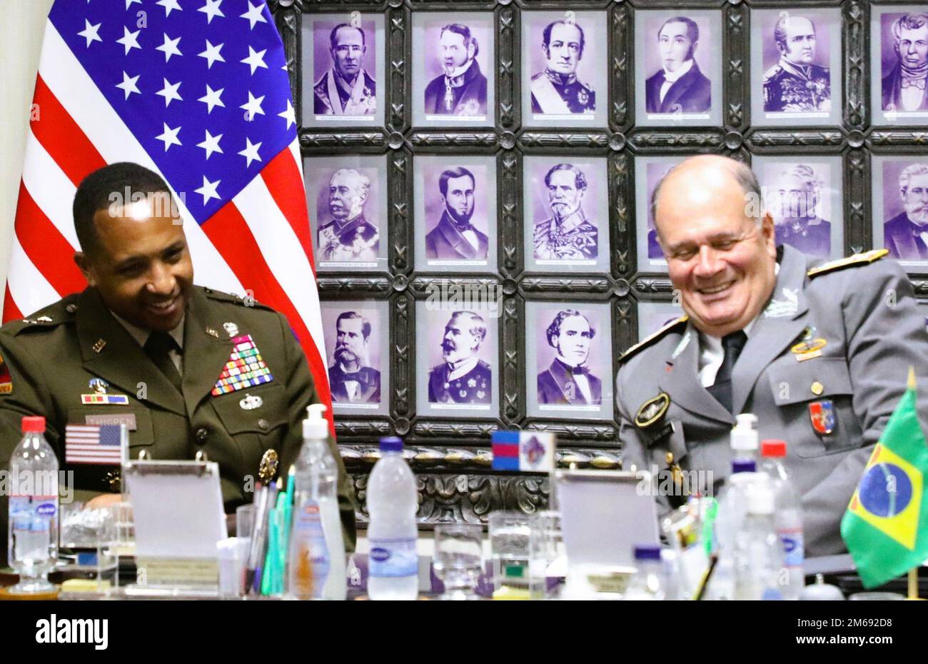 Maj. Gen. William Thigpen (left), Army South commanding general, and ...