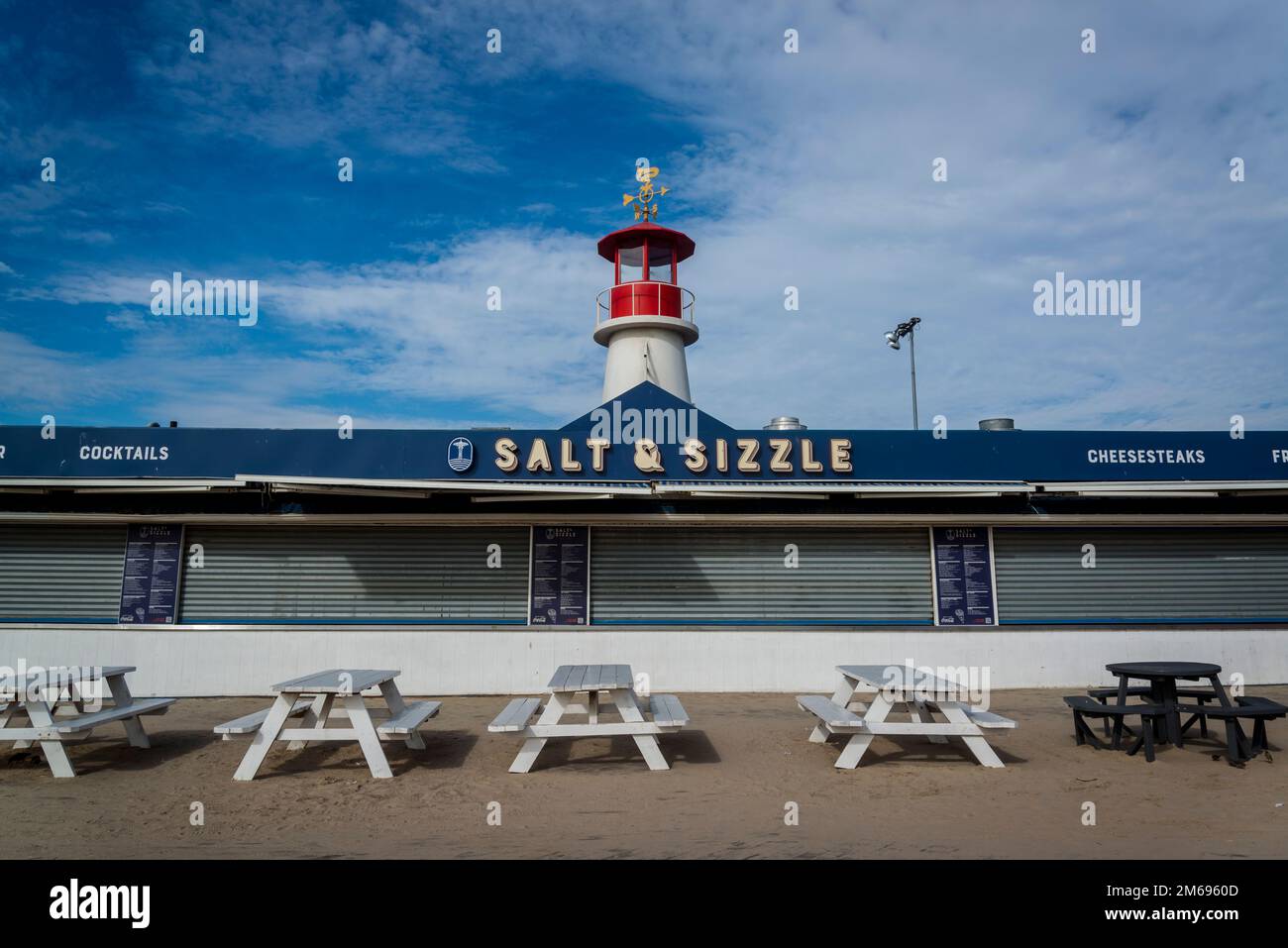 Salt & Sizzle restaurant on the Riegelmann Boardwalk at Coney Island ...