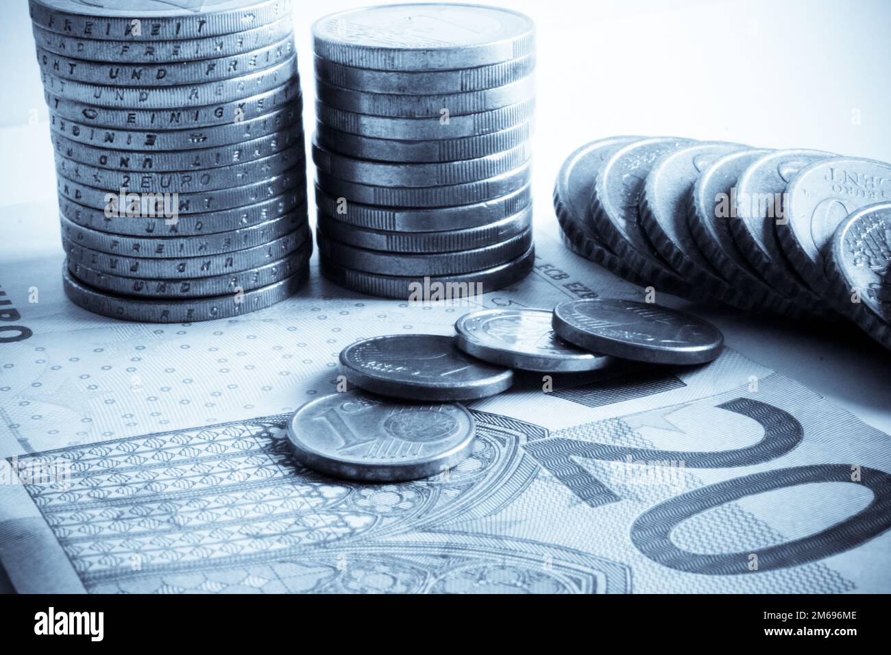 Lots of cash Stock Photo - Alamy