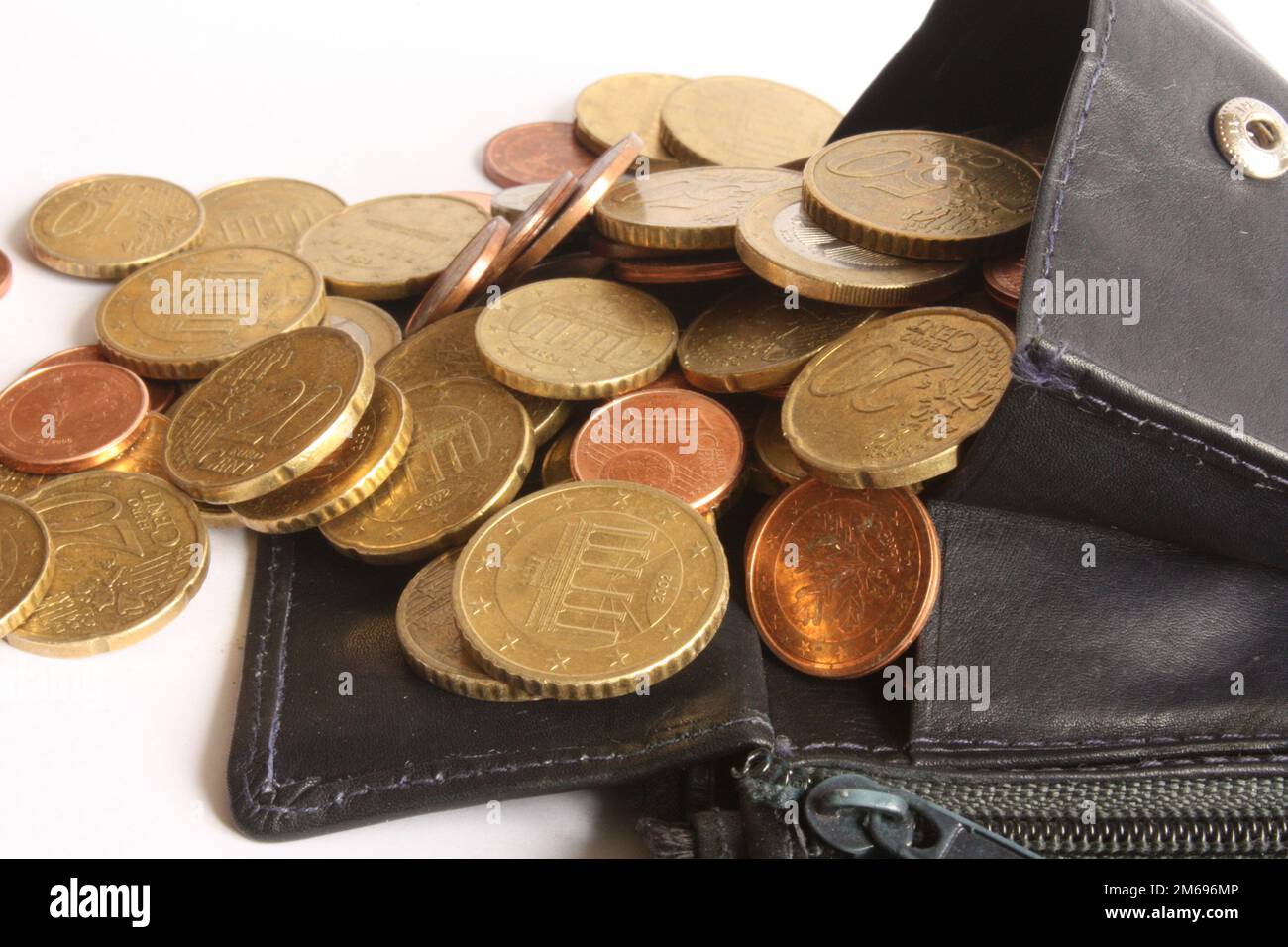 Black wallet with cash Stock Photo - Alamy