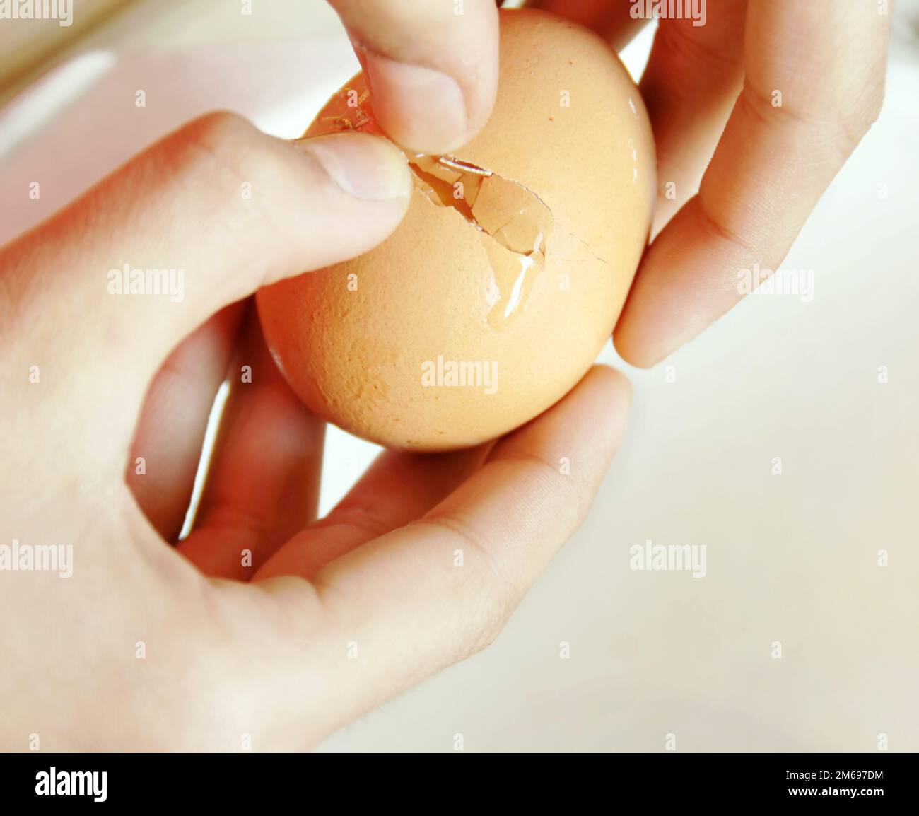 Egg shell skin hi-res stock photography and images - Alamy