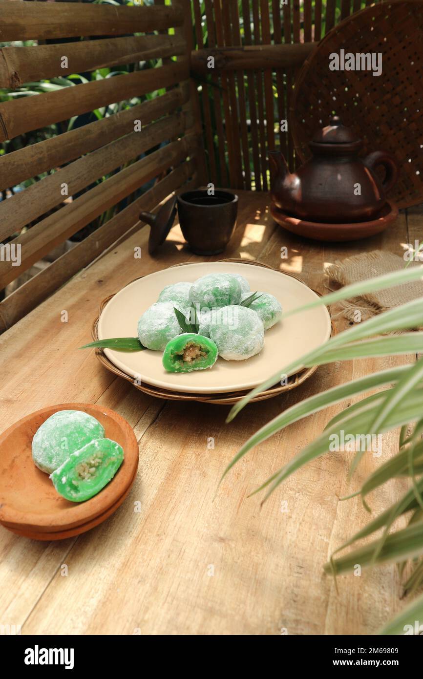 Starch balls hi-res stock photography and images - Alamy