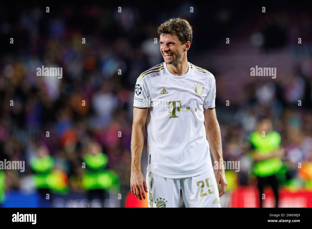 BARCELONA - OCT 26: Muller celebrates the victory at the Champions ...