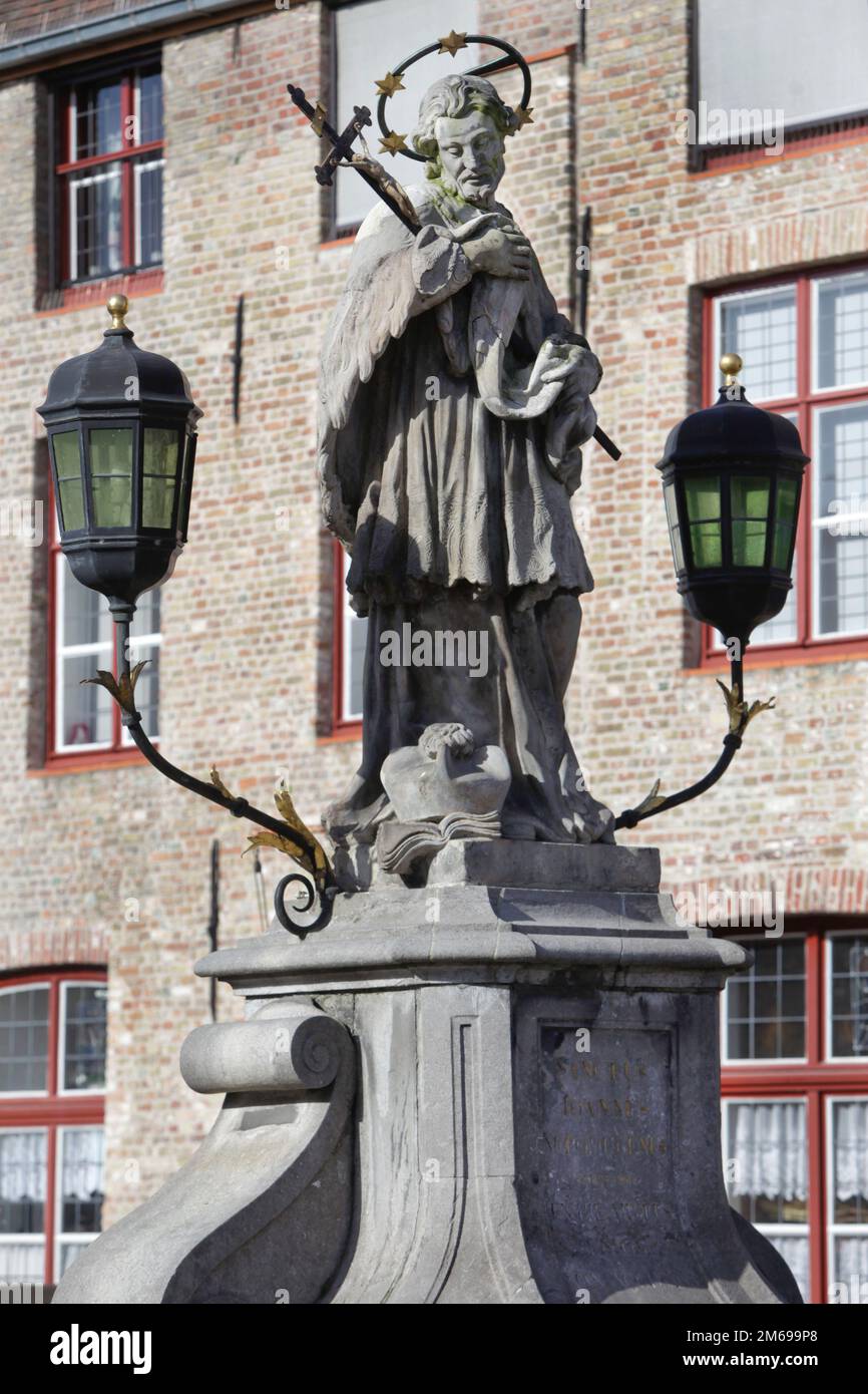 T s o l hi-res stock photography and images - Alamy