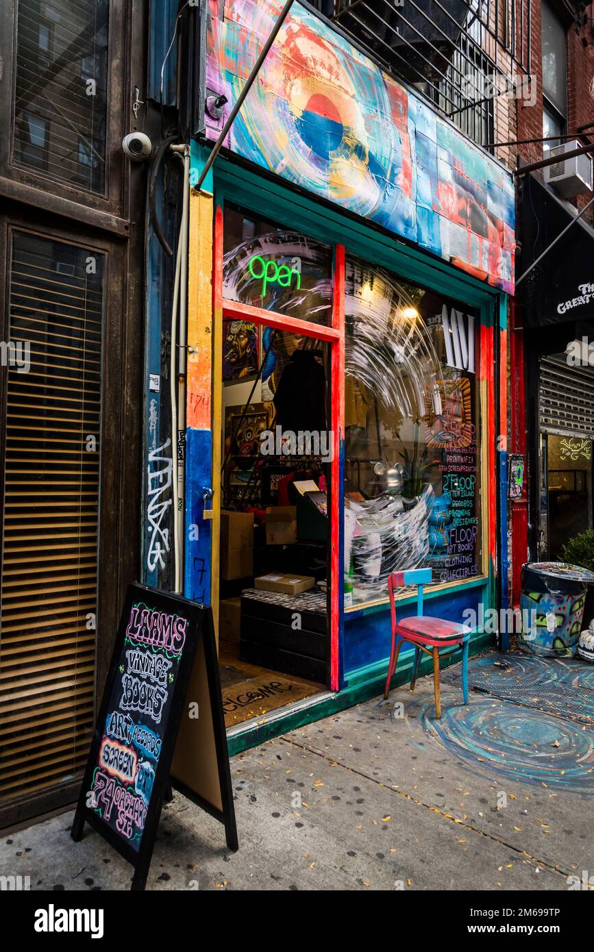 Street with trendy, alternative shops, The Bowery, a historic ...
