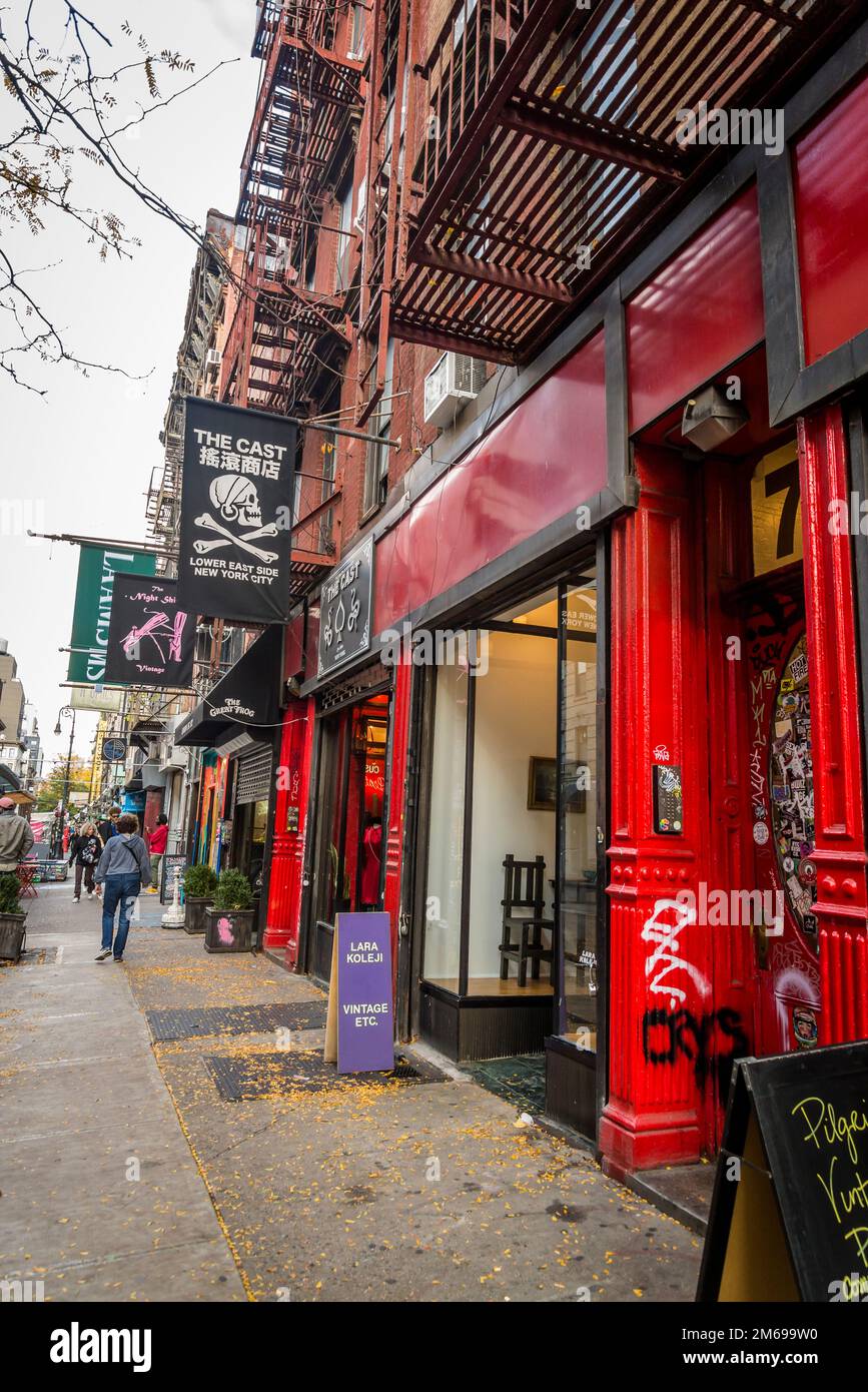 Street with trendy, alternative shops, The Bowery, a historic ...