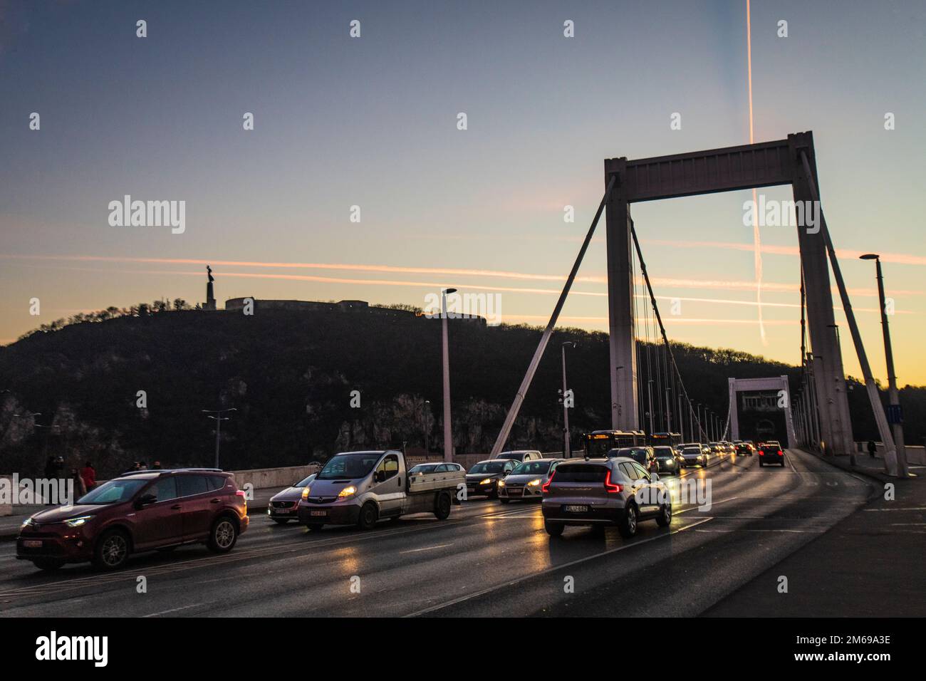 Elisabeth Bridge and Gellert Hill, Budapest, Hungary Stock Photo - Alamy