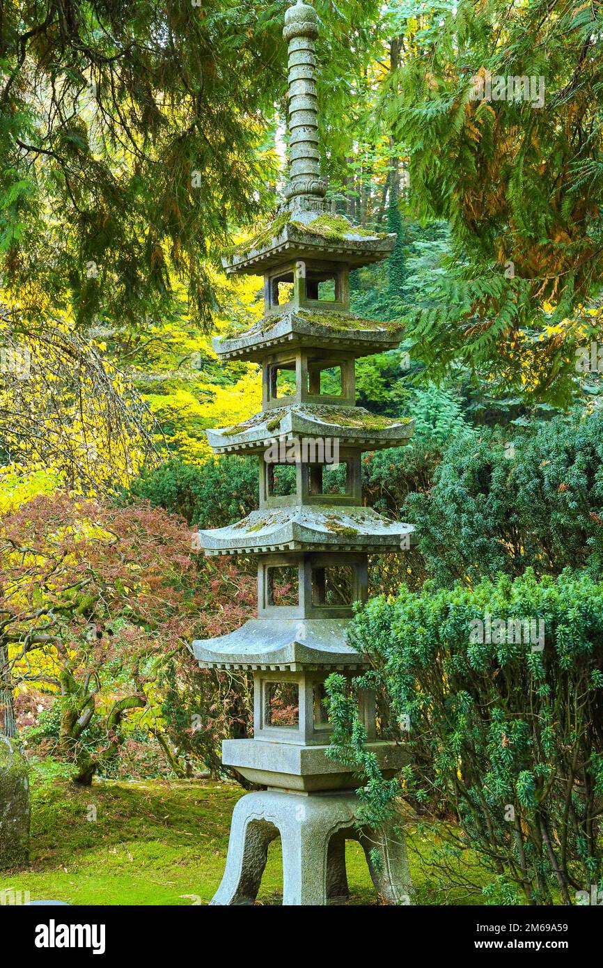 Portland Japanese Garden in Portland, Oregon Stock Photo - Alamy