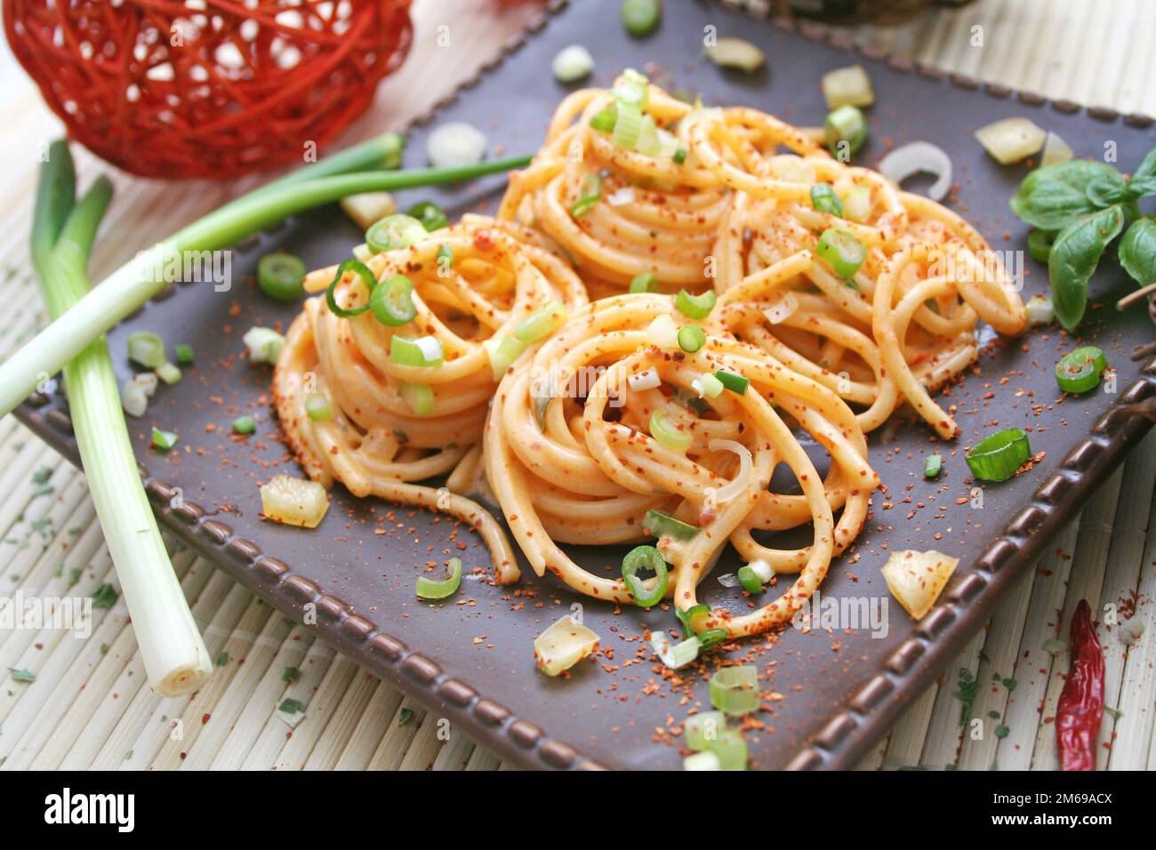 Spaghetti spaghettis hi-res stock photography and images - Alamy