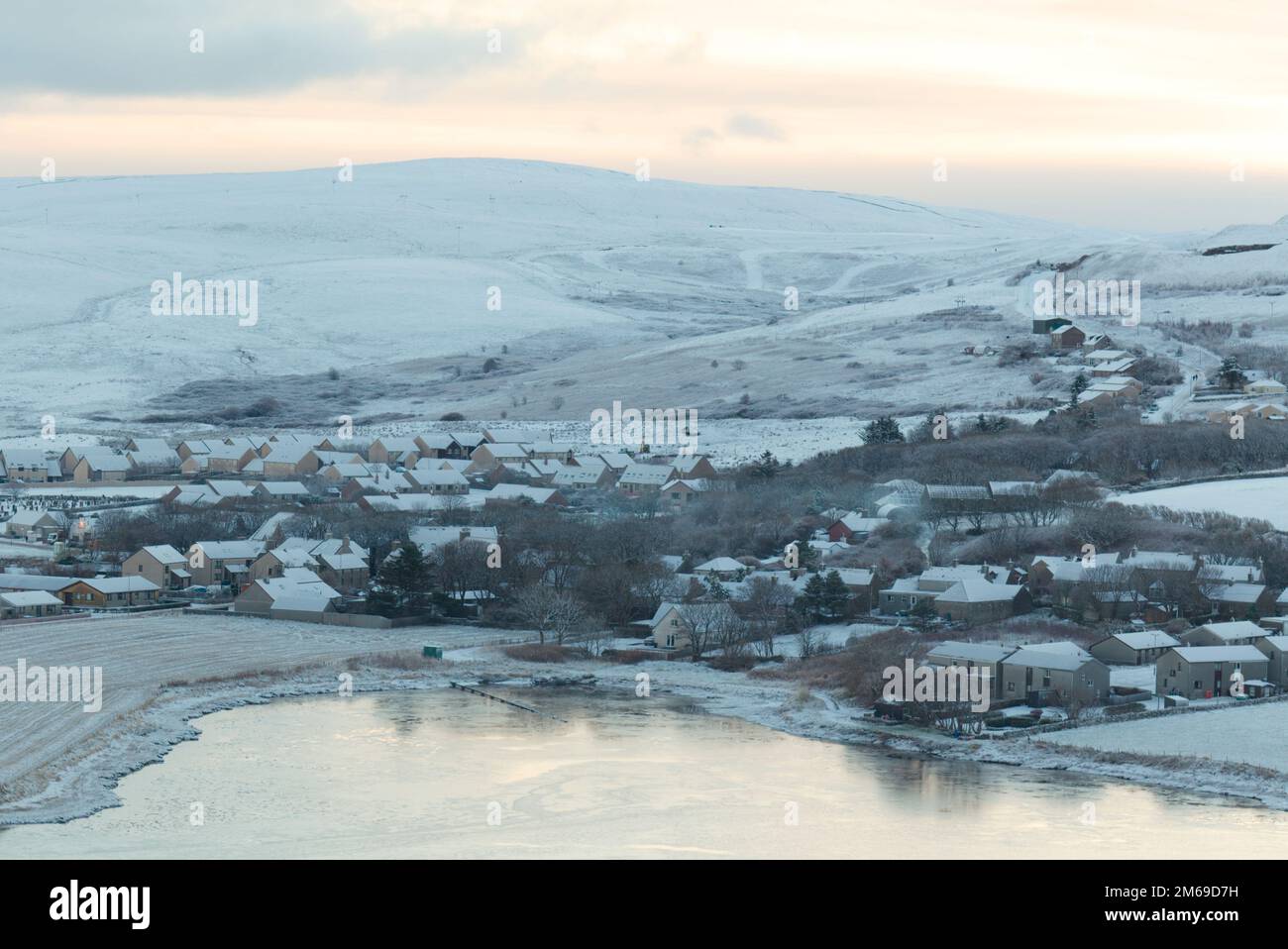 Scottish highlands winter village hi-res stock photography and images ...