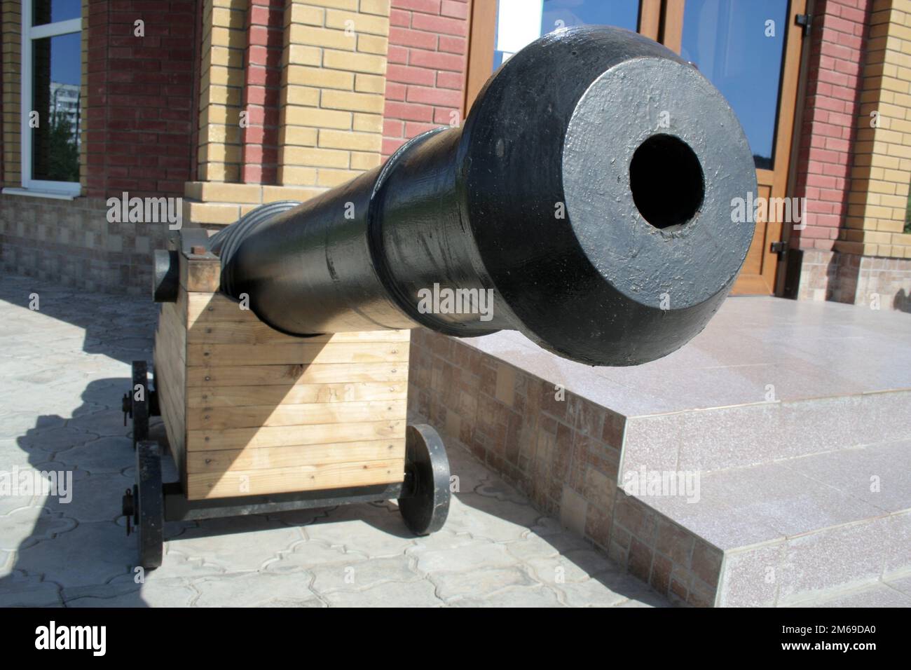Ancient ship cannon beside of Theodore Ushakov church 2 Stock Photo - Alamy