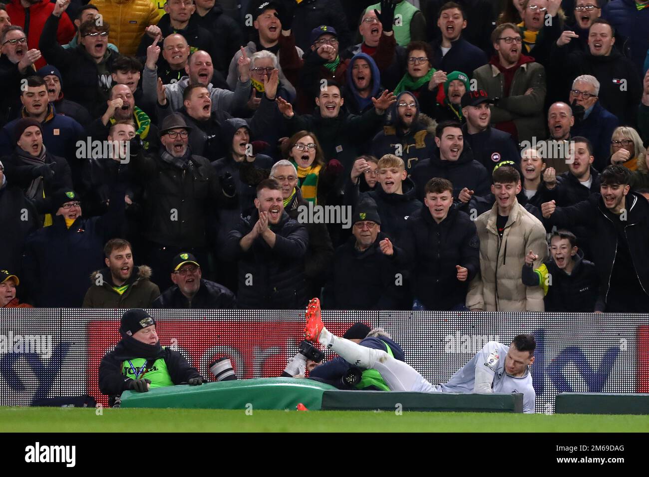 Daniel Bachmann of Watford clatters into Photographers after attempting ...
