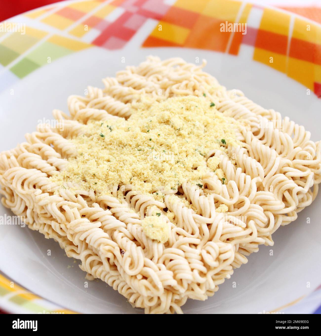 Mie instant hi-res stock photography and images - Alamy