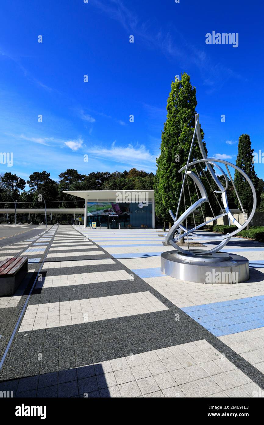 Exterior of corby railway station hi-res stock photography and images ...