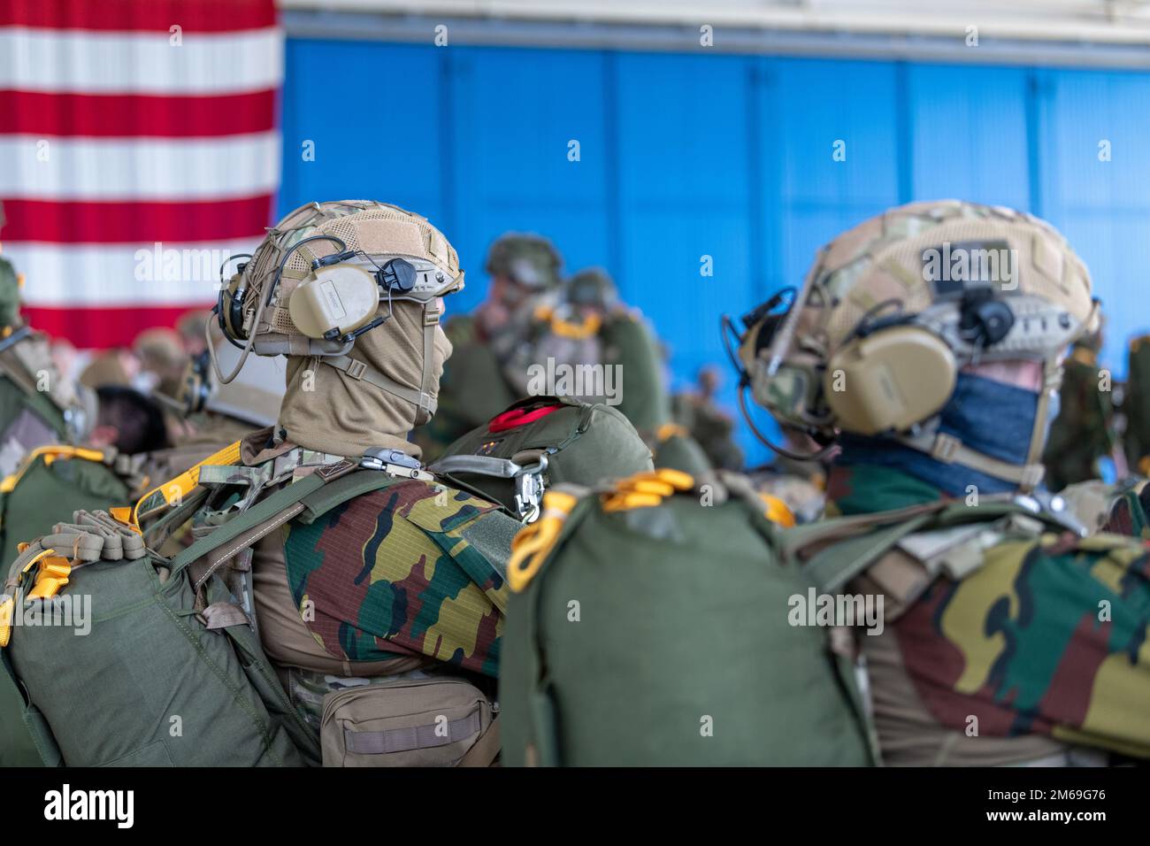 Belgian Paratroopers assigned to the 2nd Commando Battalion, Special ...