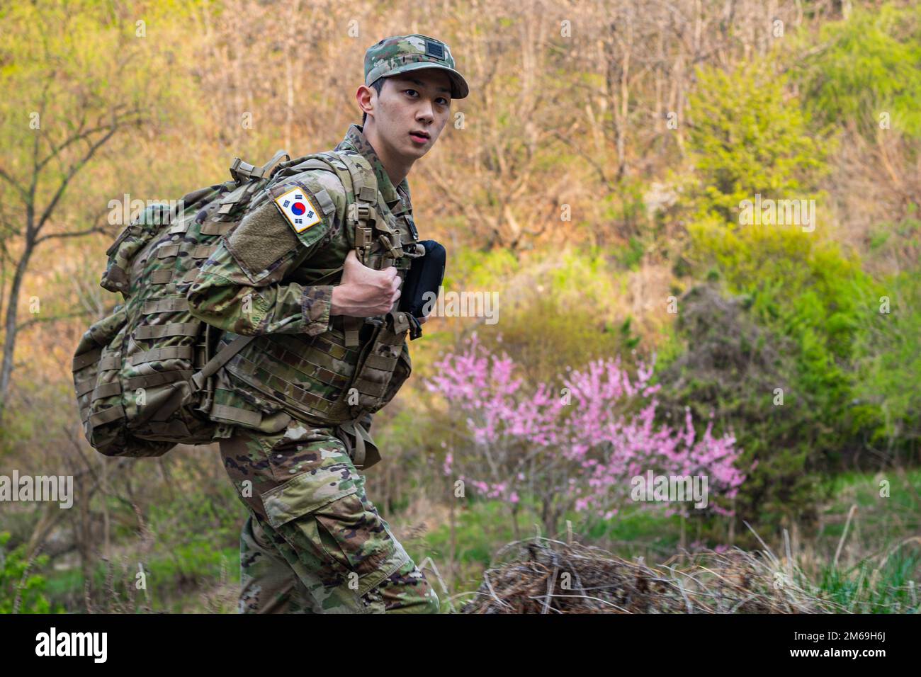 220421-A-DZ781-0019 South Korea (April 22, 2022) U.S. Army Soldiers and South Korea Katusta’s ...